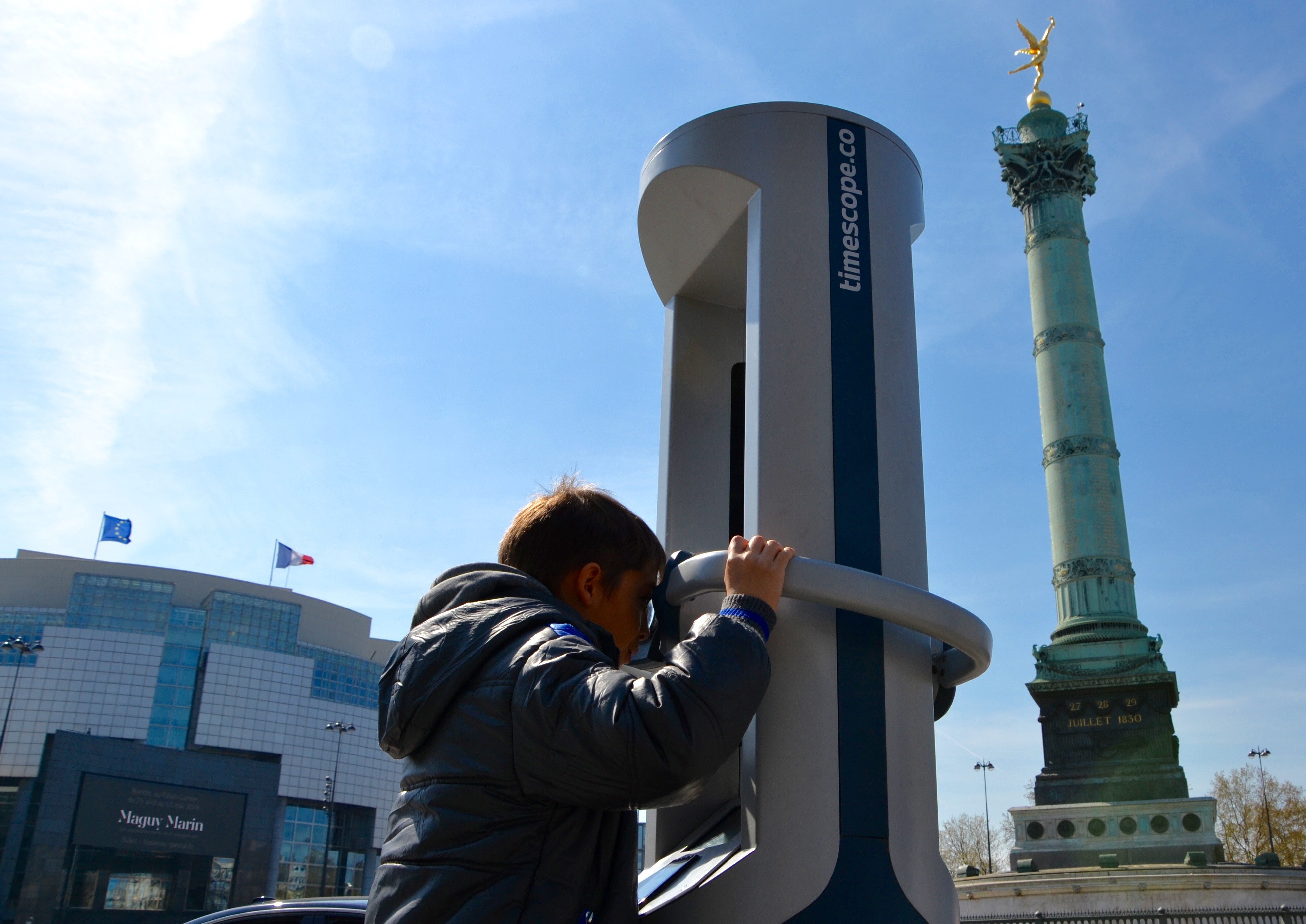 Une machine à remonter le temps au cœur de Paris - 1jour1actu.com