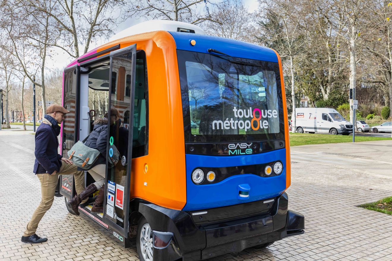 On a testé le bus du futur
